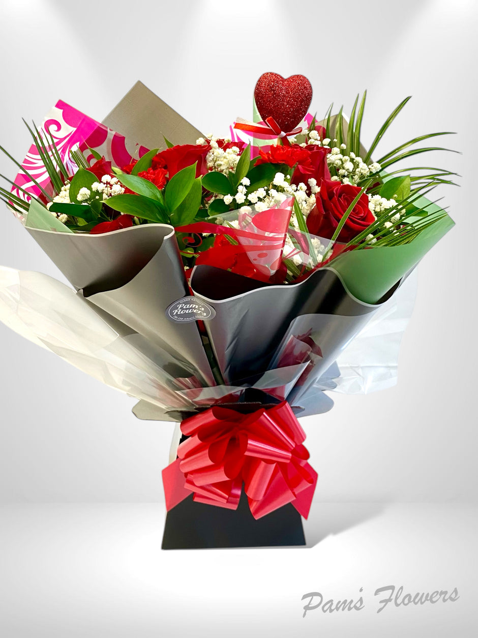 Valentine's Day Flowers - Dundee Flower Shop – Pam's Flowers